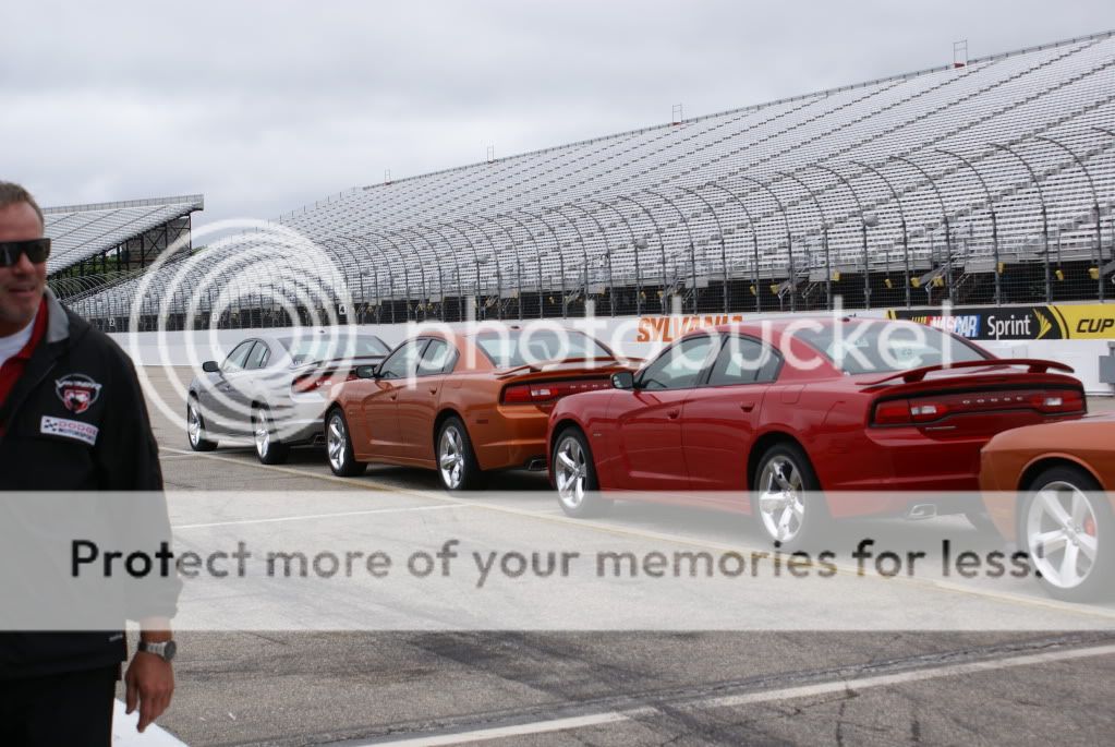 My SRT Track Experience Long, Pic & Vid Heavy | Charger Forums