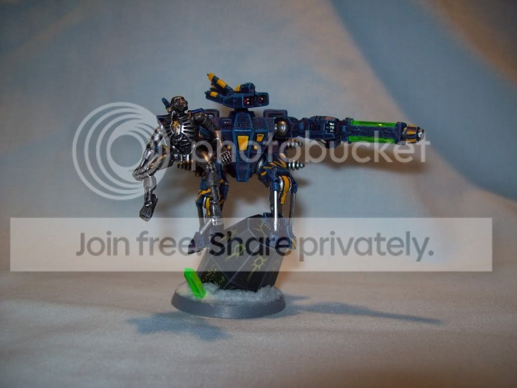 First major Tau conversion; my Commander Farsight | Warhammer 40k Forum ...